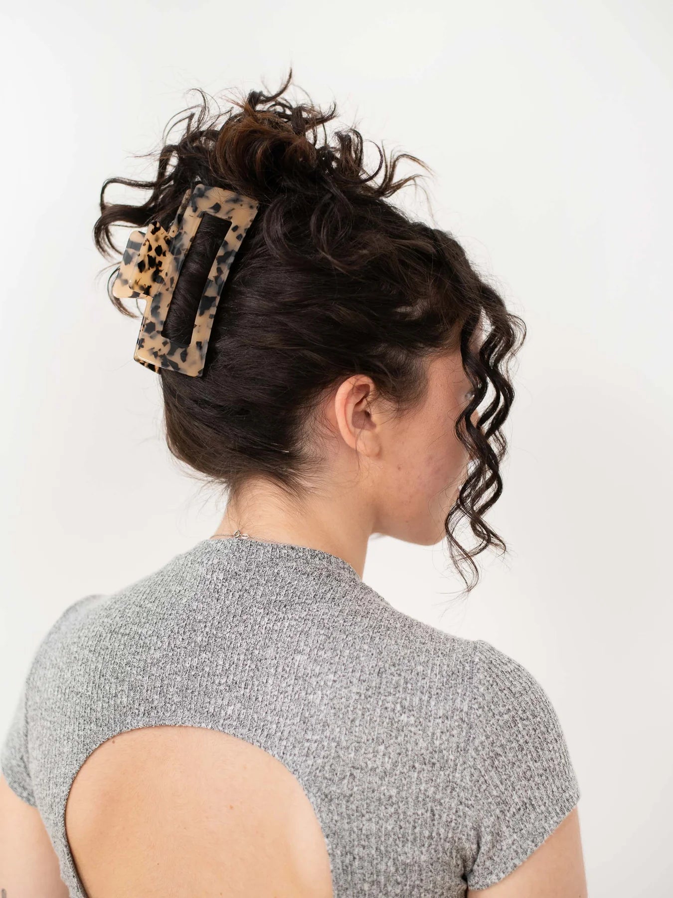 Flirty Pineapple Light Tortoise Claw Clip | Claw Clips at Curl Warehouse